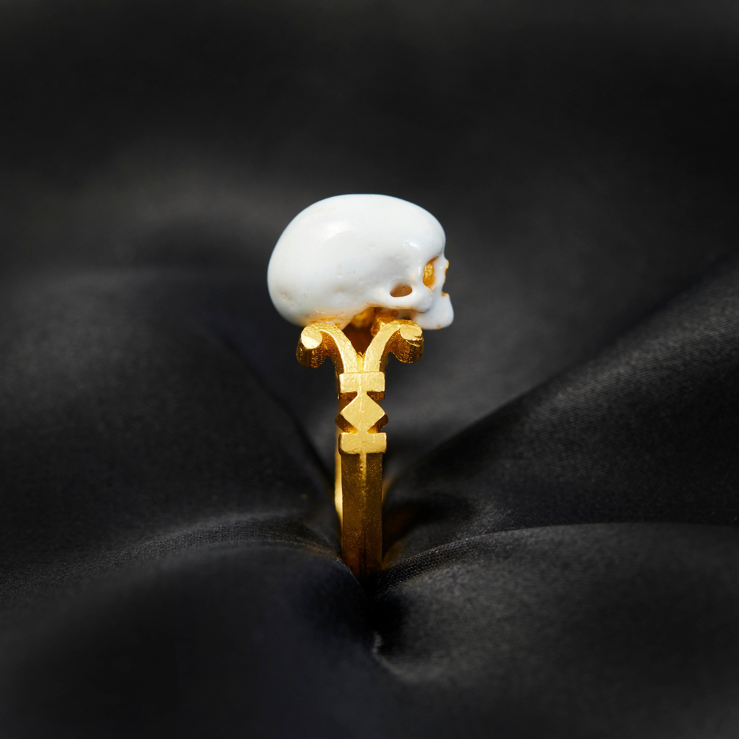 'Catacomb Saints' 24ct Gold Enamelled Skull Ring – frenchjewelbox