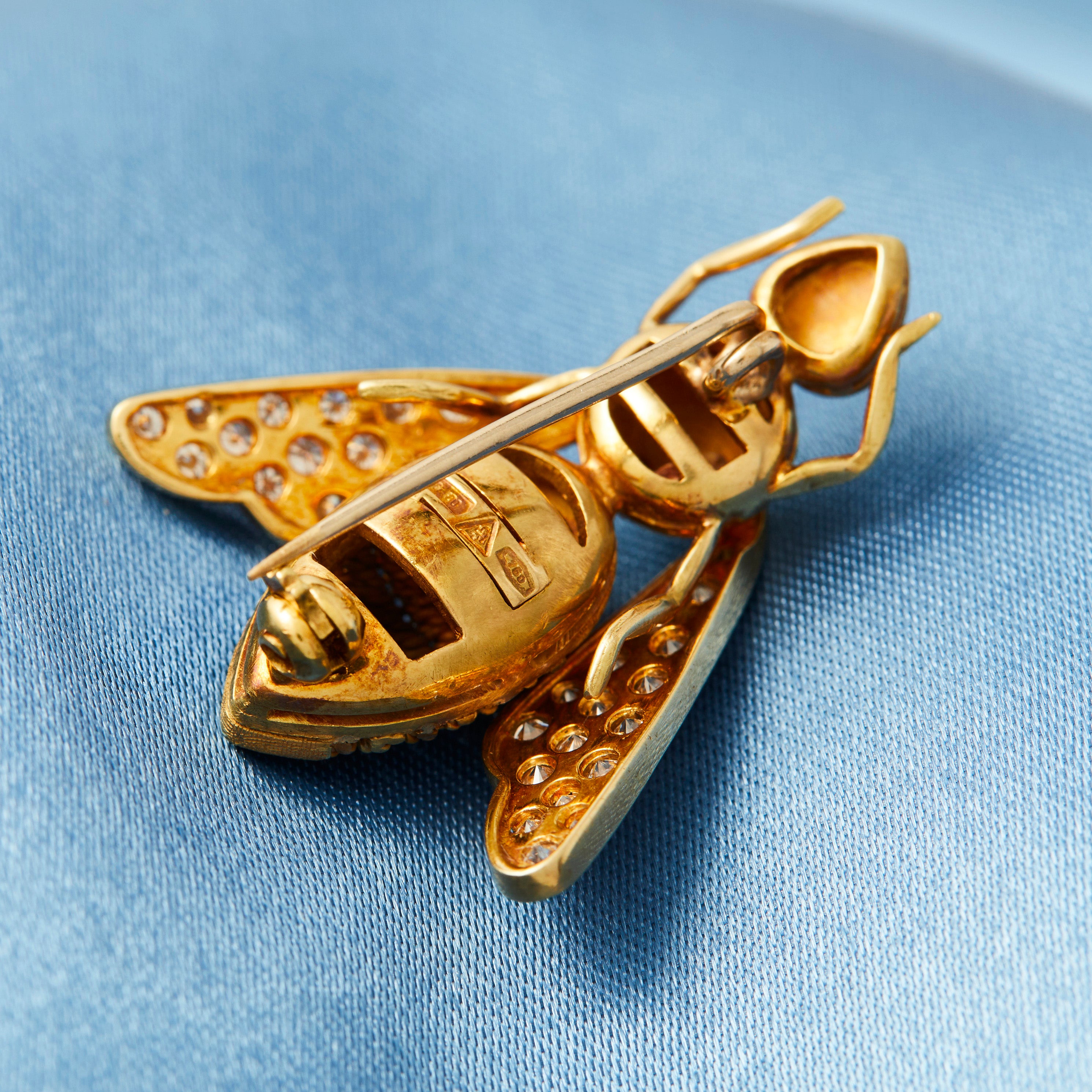 Vintage Italian 18ct Gold Queen Bee Brooch – frenchjewelbox
