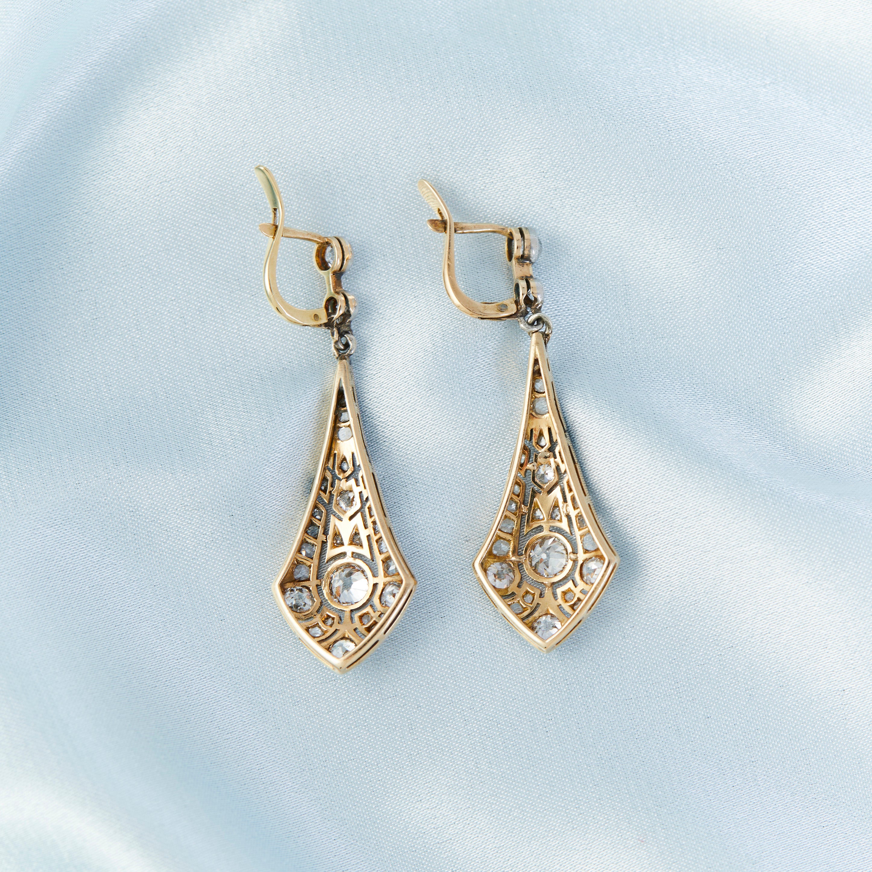 Art Deco Diamond Kite Shaped Earrings – frenchjewelbox