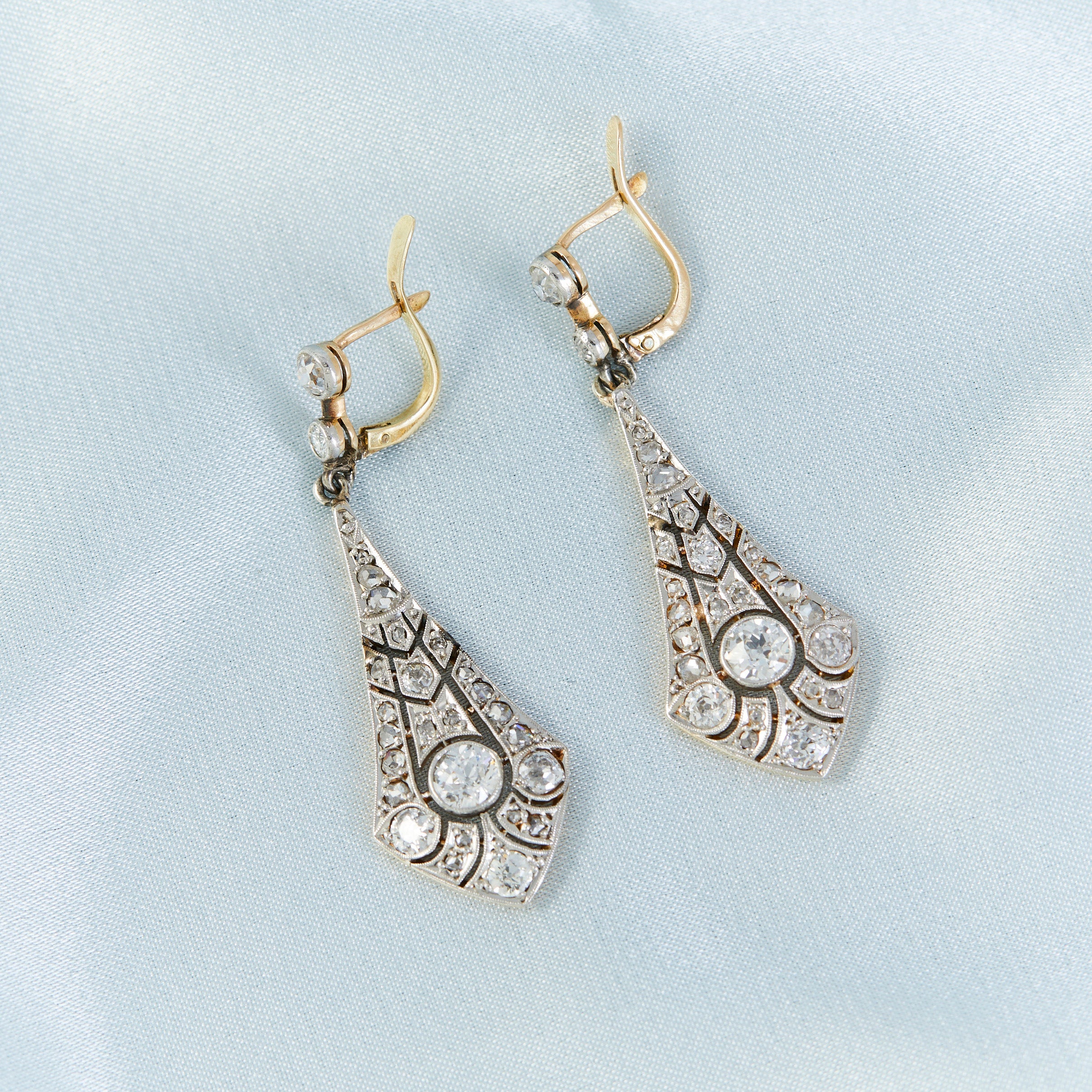 Art Deco Diamond Kite Shaped Earrings – frenchjewelbox